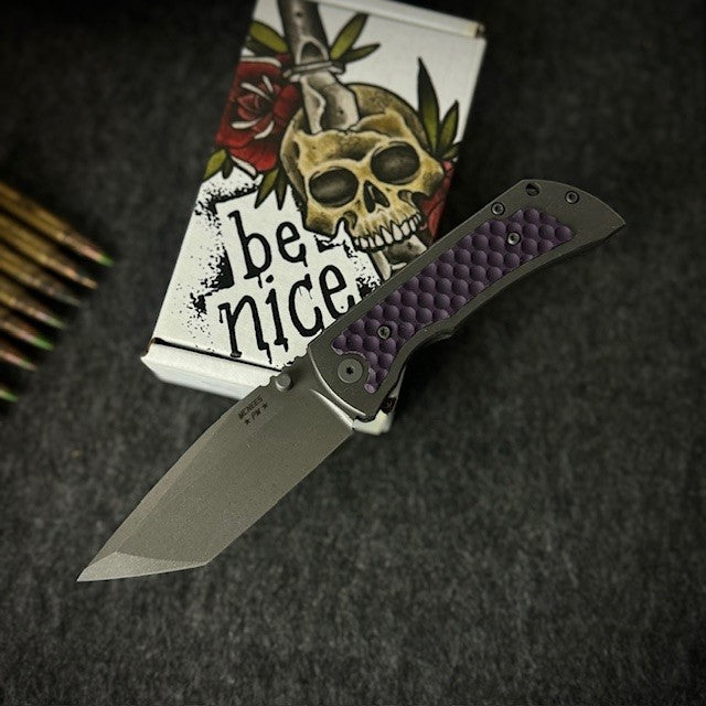 Manual Folders – McNees Knives